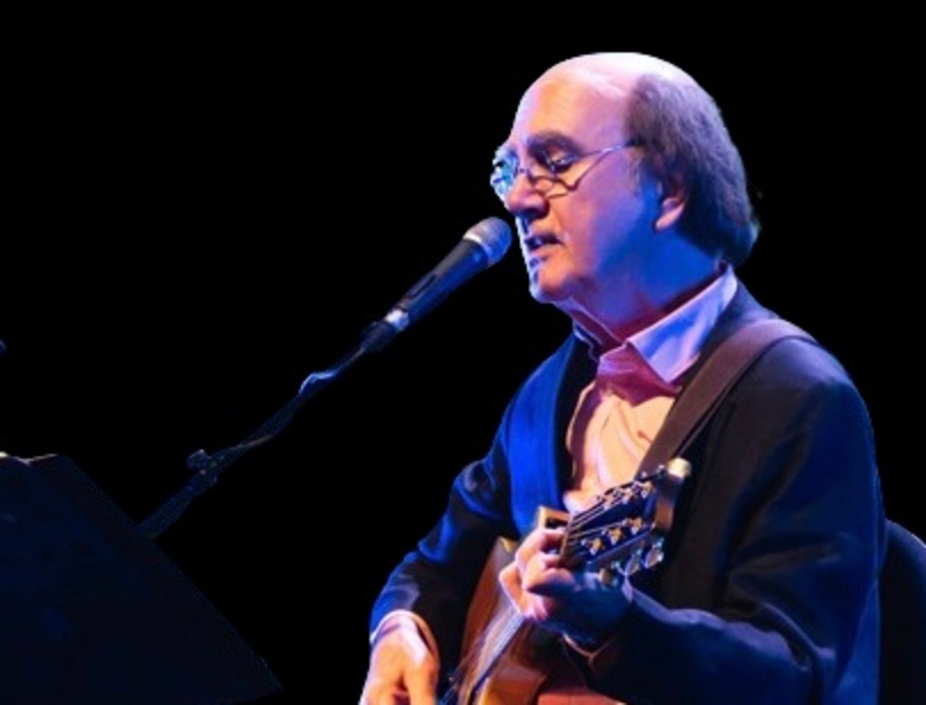 Fausto: A Odisseia de um Lutador entre Angola e Portugal